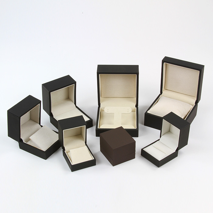 Packaging Collections | Box Brokers Group